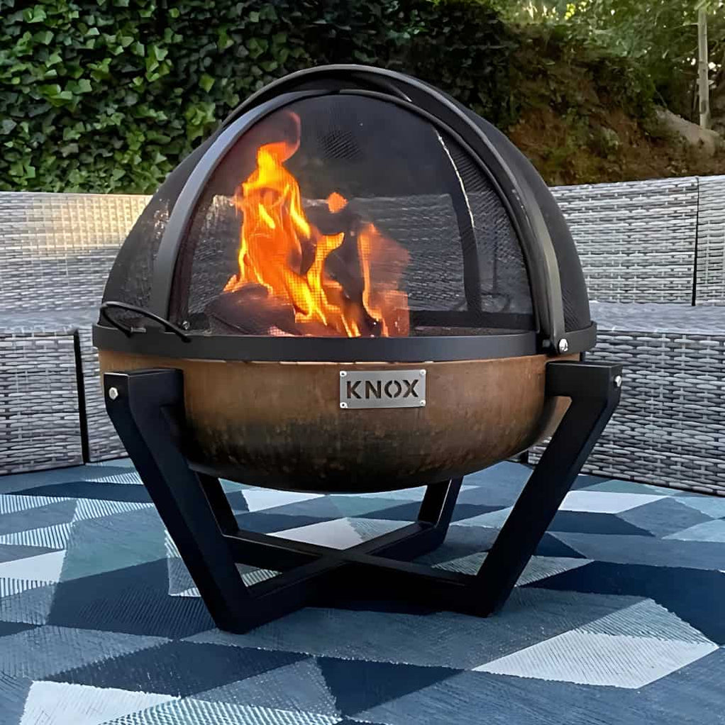 Fire Pit Screen with Pivot Model in Hybrid Steel | Master Flame